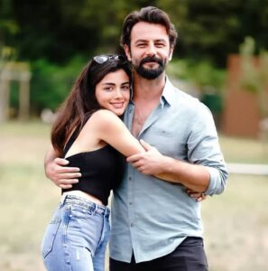 Ozge Yagiz Biography, Wiki, Age, Family, Boyfriend, Hometown, Photos ...