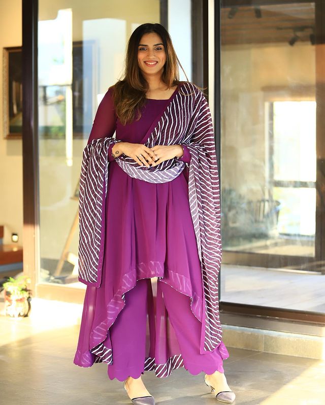 Malavika Jayaram Biography, Wiki, Age, Family, Boyfriend, Hometown ... Malavika Jayaram Biography, Wiki, Age, Family, Boyfriend, Hometown ...