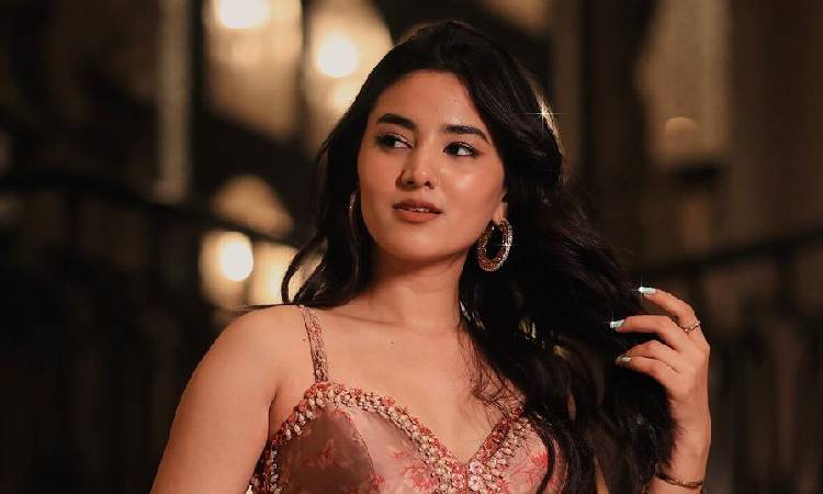 Somya Gupta Biography, Wiki, Age, Family, Boyfriend, Hometown, Photos ...