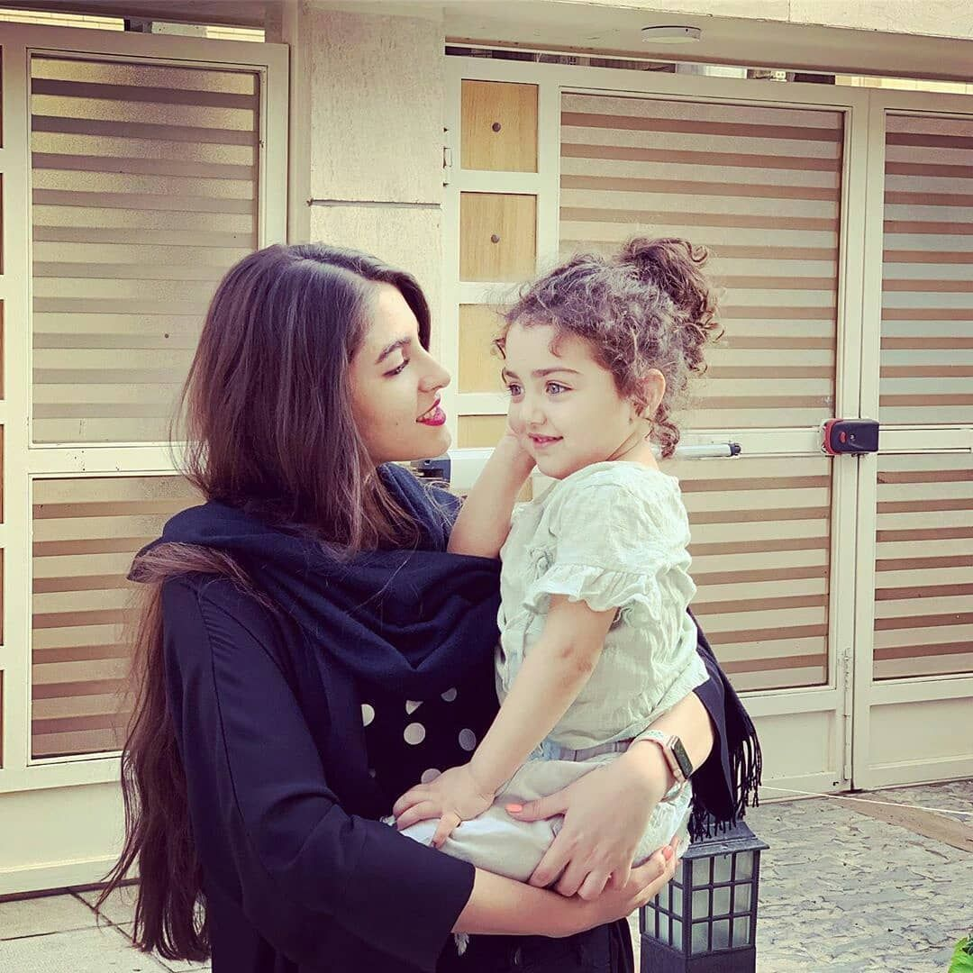 Anahita Hashemzadeh Age, Biography, Wiki, Family, Address, Hometown ...