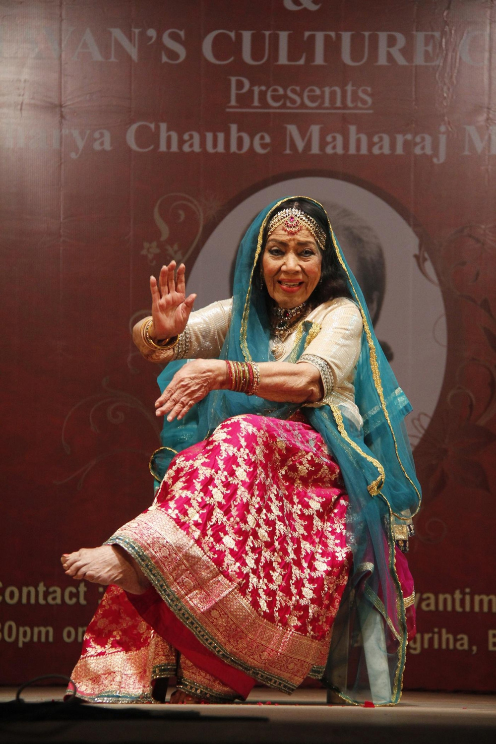 Sitara Devi Age, Biography, Wiki, Husband, Family, Address, Hometown ...