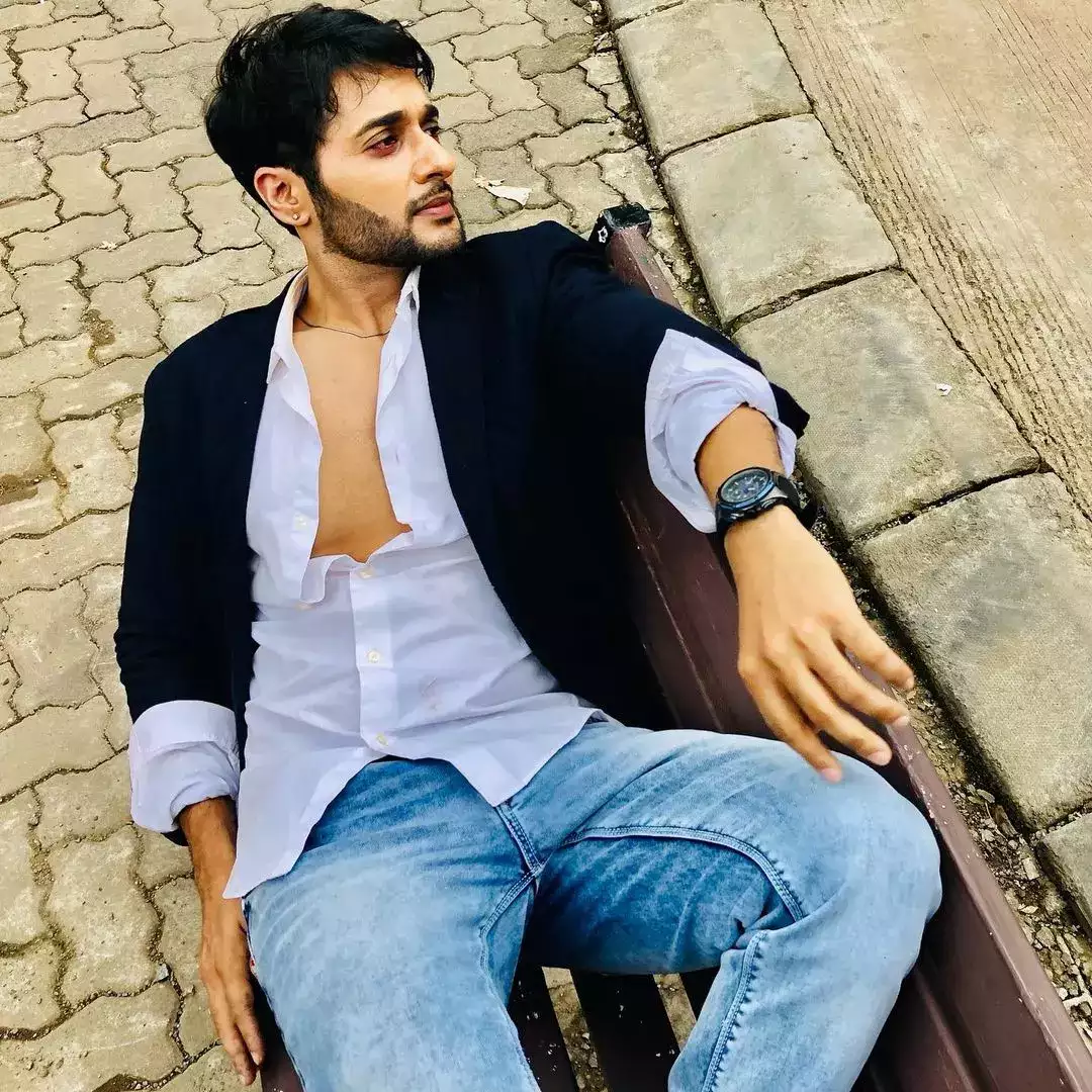 Aakash Talwar Age, Biography, Wiki, Wife, Family, Address, Hometown ...